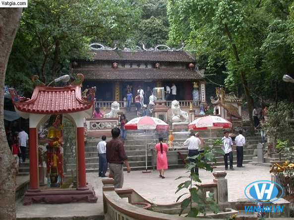 Đền ông Hoàng Bảy, điểm đến tâm linh nổi tiếng nhất miền Bắc